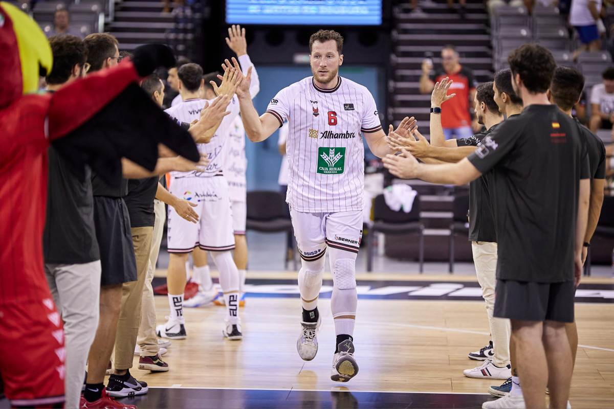 Todo sobre Rokas Gustys, el ‘fichaje’ de última hora de Covirán Granada ...